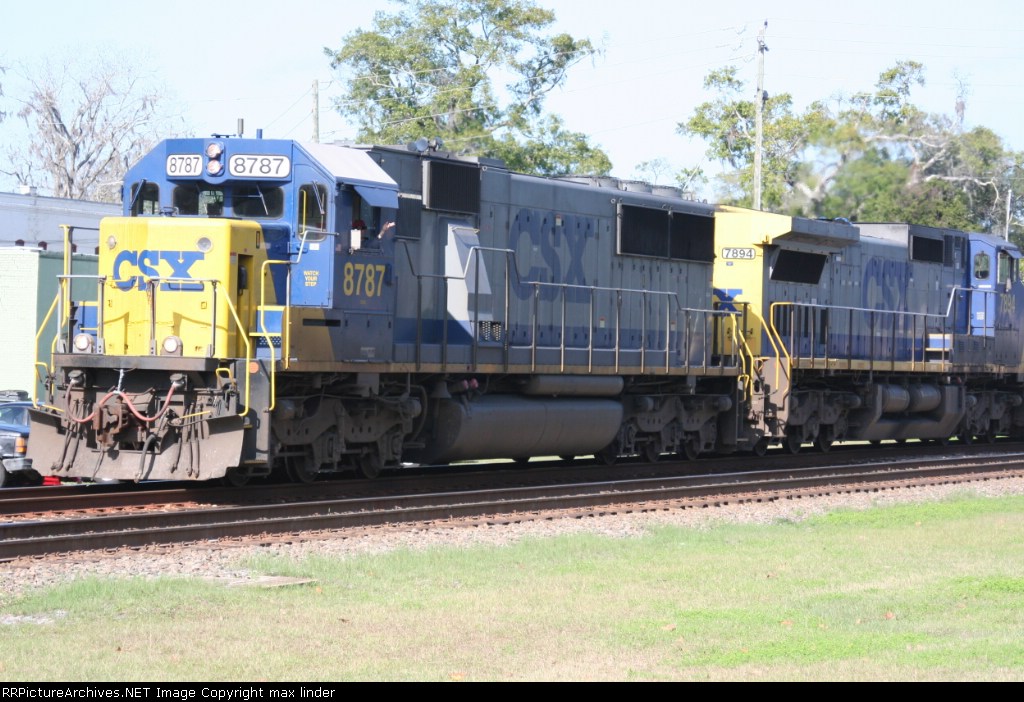 CSX 8787